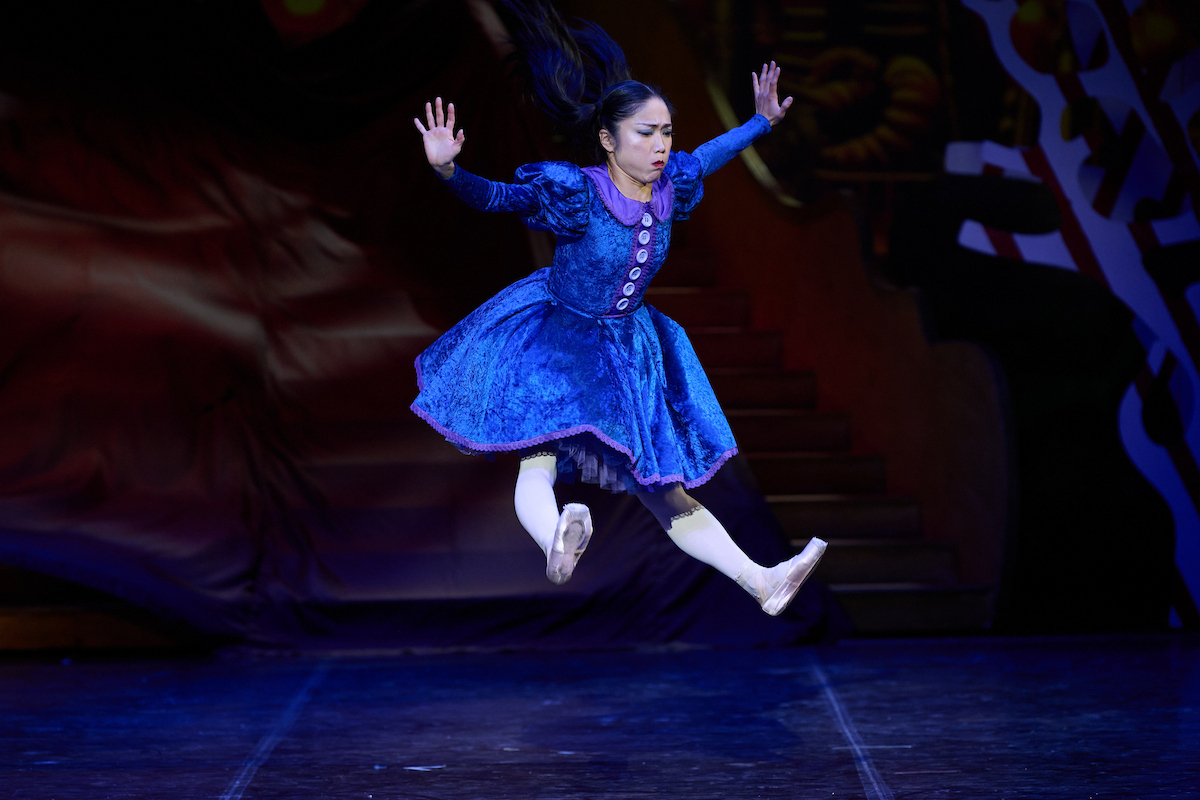 Oh, Charlie! - My View by Robyn Sassen and other writers